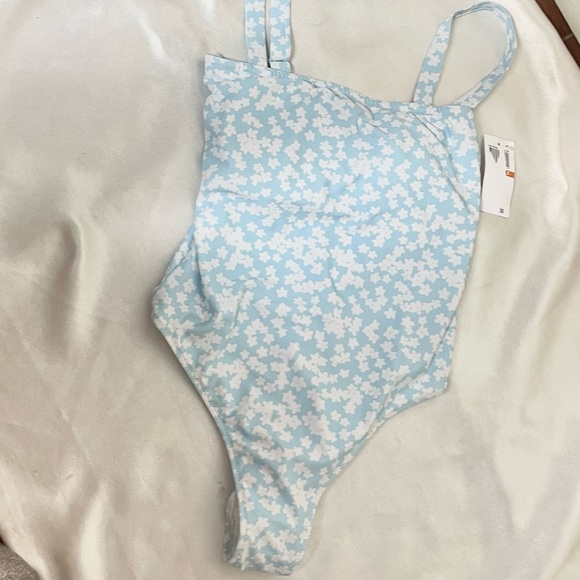Charlie Holiday | Swim | New Charlie Holiday Darcy One Piece Bloom ...
